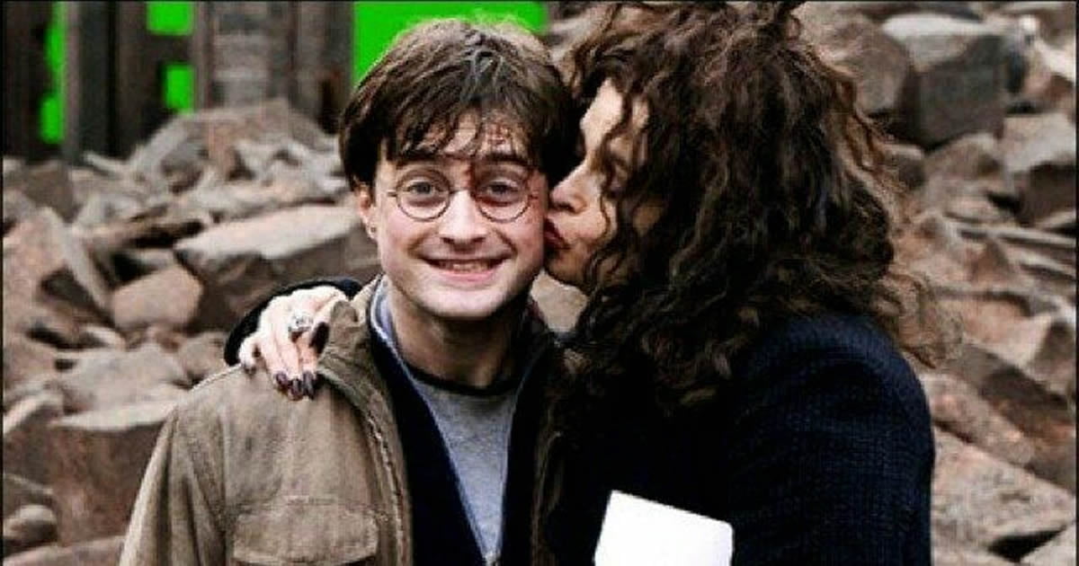 Rare Harry Potter Behind The Scene Photos 9GAG rare-harry-potter-behind-the-scene-photos-9gag