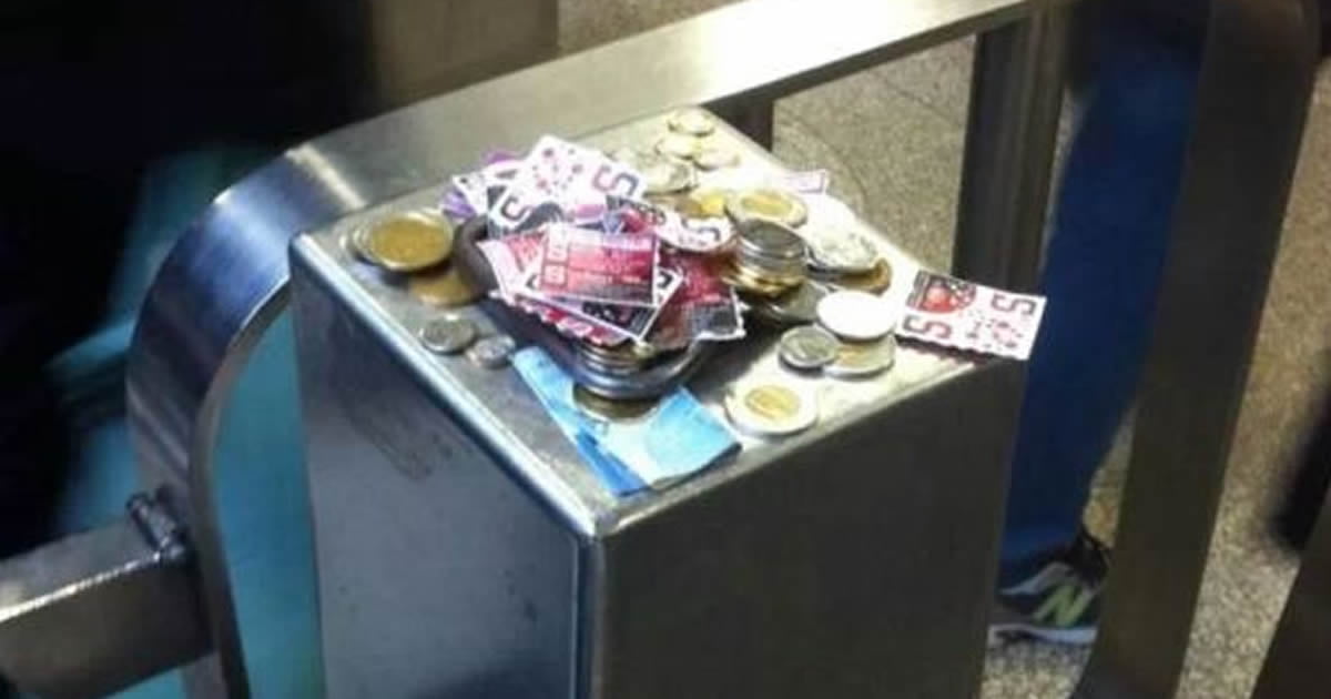 Honesty: The automatic gate was broken and there were no workers ...