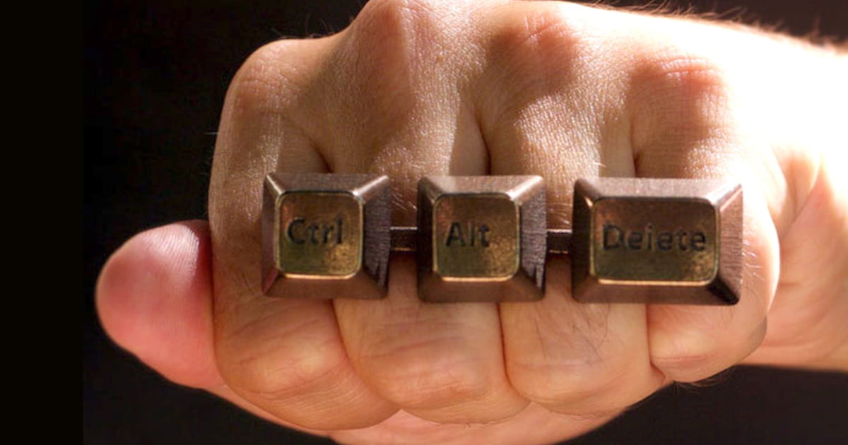 Reboot Your Life With This "Ctrl-Alt-Delete" Knuckle Duster Ring - 9GAG