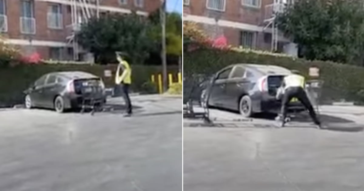 Mall cop doing his job - 9GAG