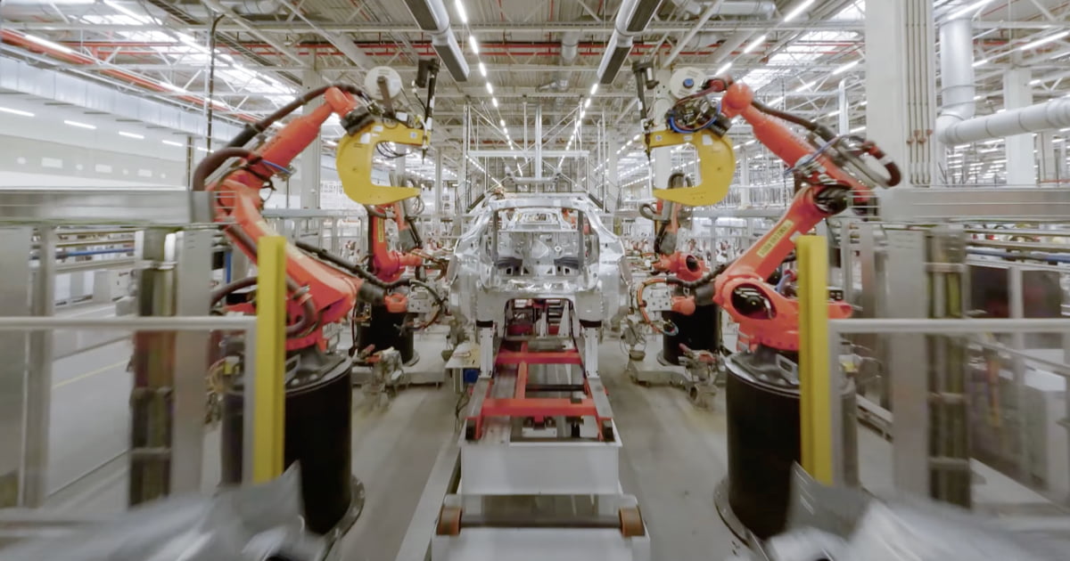 Awesome drone shots of the brand new German Tesla factory - 9GAG