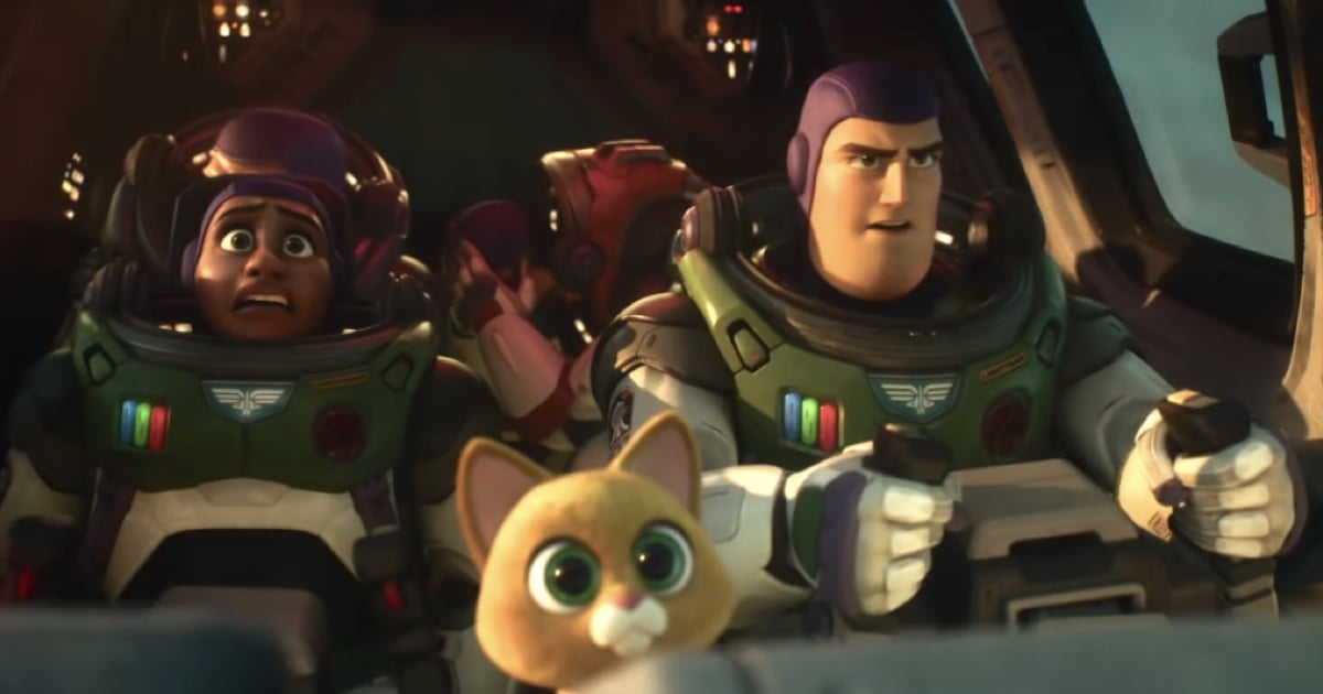 Buzz Lightyear Travels To The Future In New Trailer - 9GAG