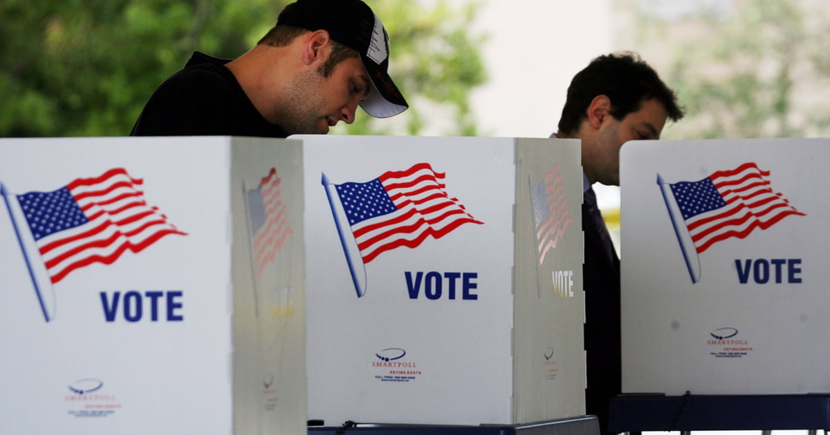 Candidate Who Didn't Vote For Himself Loses By 1 Vote - 9GAG