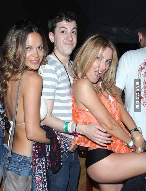 Hover Hand McLovin - 9GAG
