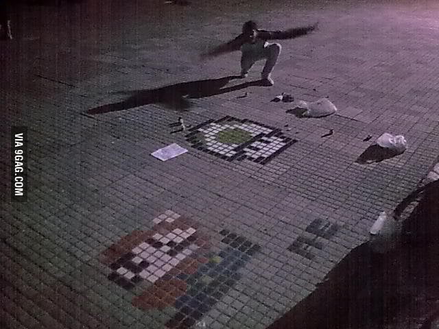 Mario pixel - 9GAG