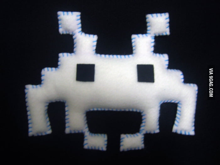 Space invader plushie - 9GAG