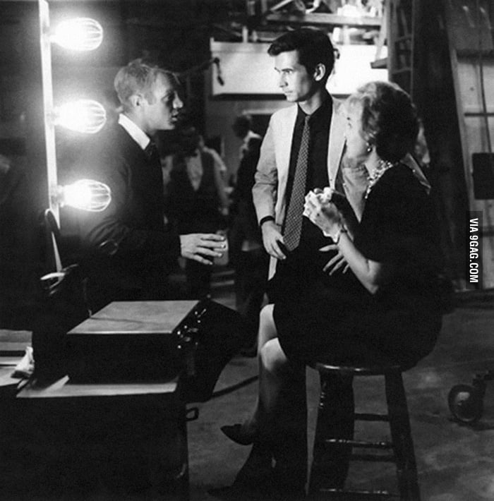Uniqe photo from the set of "Psycho" - 9GAG