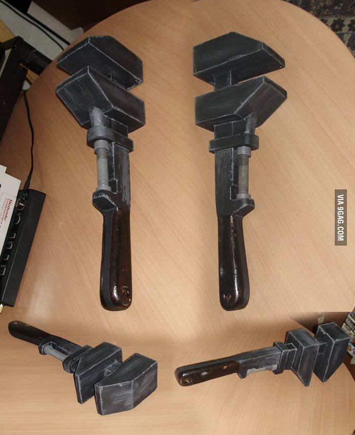 Tf2 Engineer Wrench - 9GAG