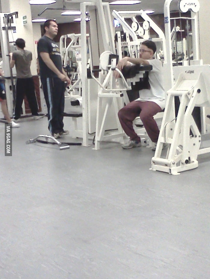 Hipster Hitler going for it at the gym - 9GAG