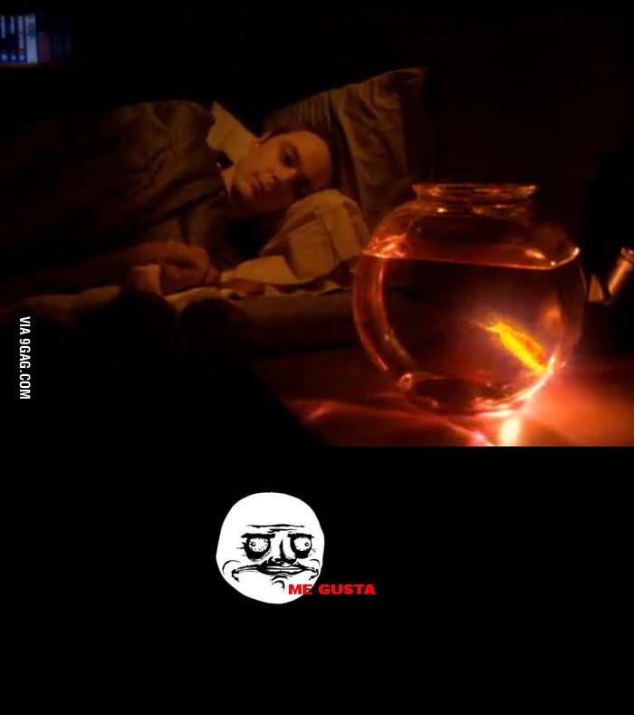 Sheldons night light - 9GAG