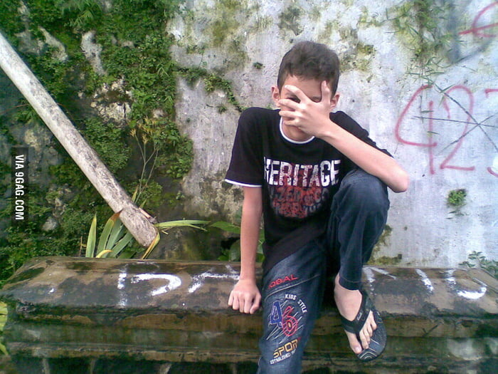 Frustrated boy - 9GAG