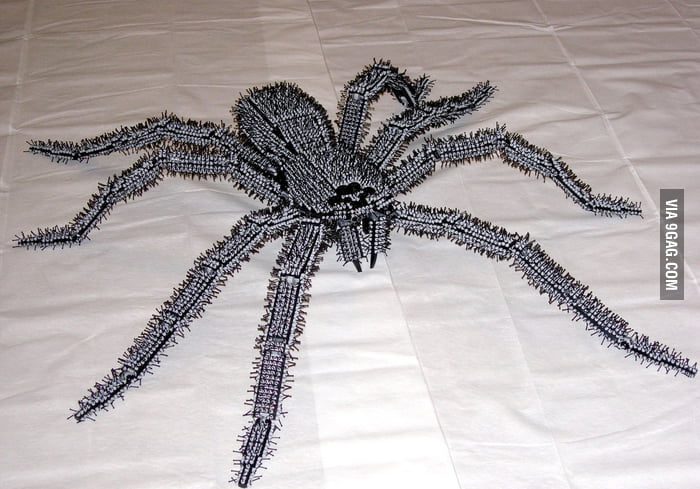 Freaky lego spider - 9GAG