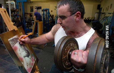 Multitasking level - artist - 9GAG