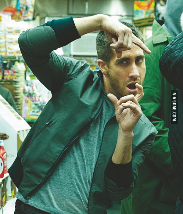 Invisible Camera - 9GAG