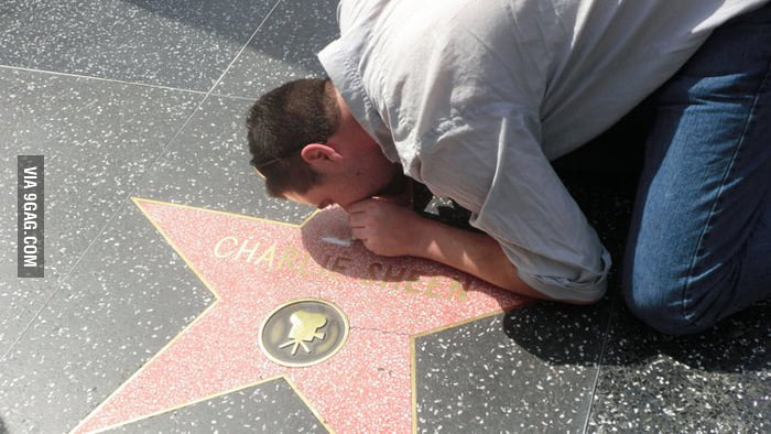 Meanwhile in Los Angeles - 9GAG