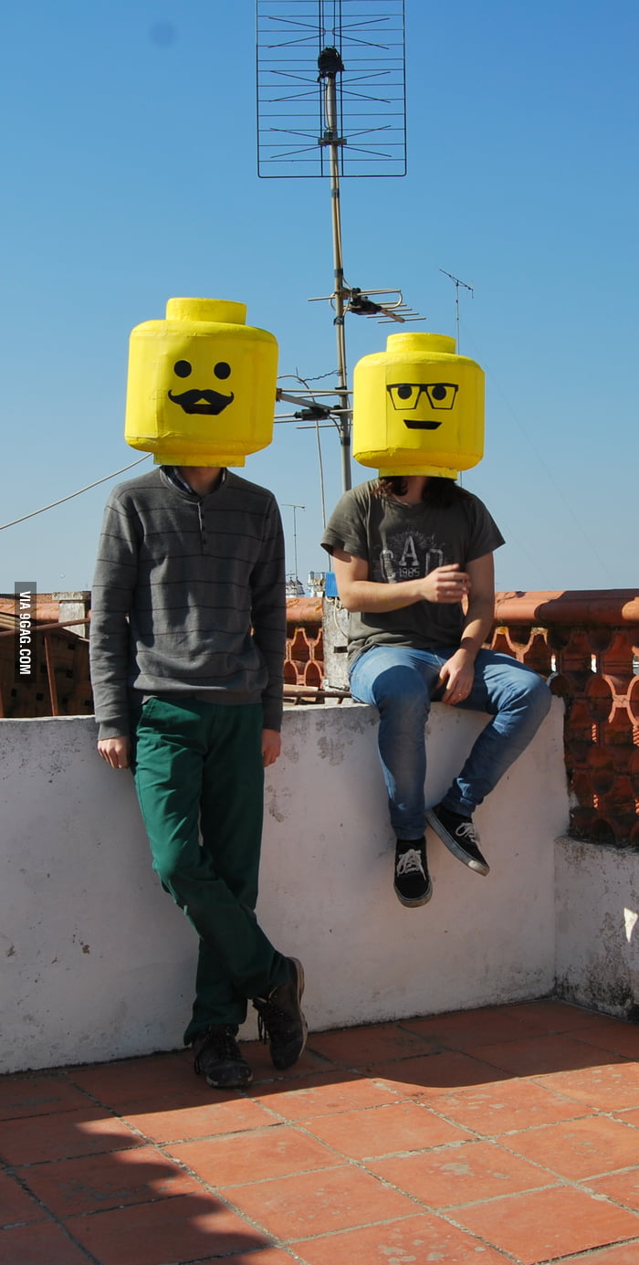 Hipster LEGO stick figures for Carnaval - 9GAG
