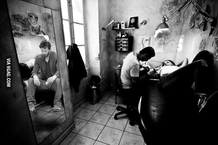 Keanu reeves tattoo shop - 9GAG