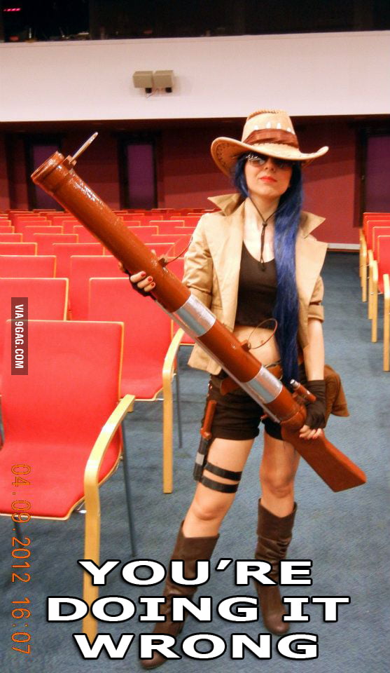 Cosplay Level: Water Pipe - 9GAG