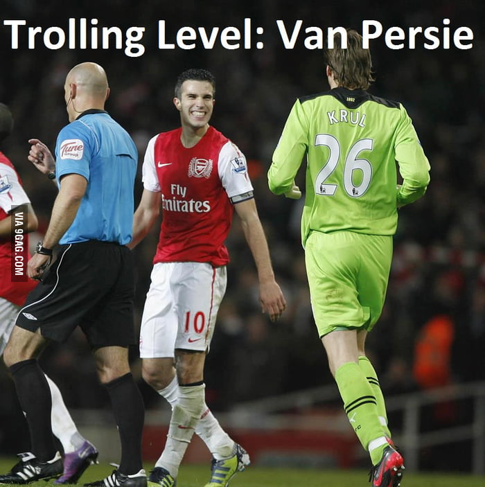 Trolling Level: Van Persie - 9GAG