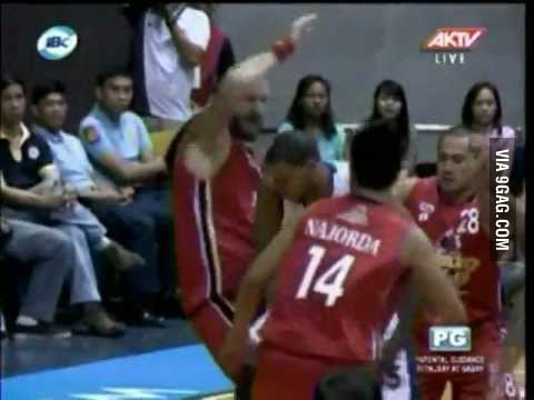 Epic Basketball Acting is Epic!!! - 9GAG