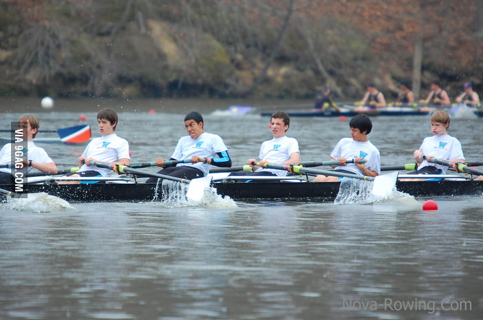 Funny rowing face - 9GAG