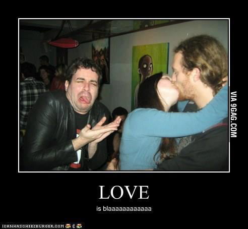 Photobomb level: forever alone - 9GAG