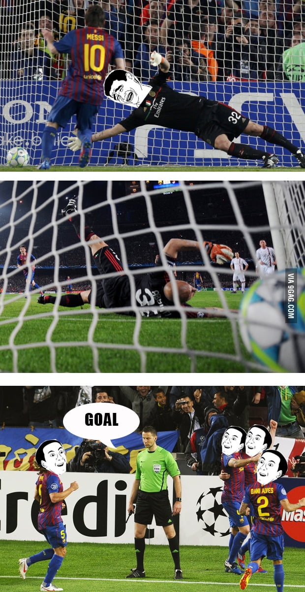 Obvious referee - 9GAG