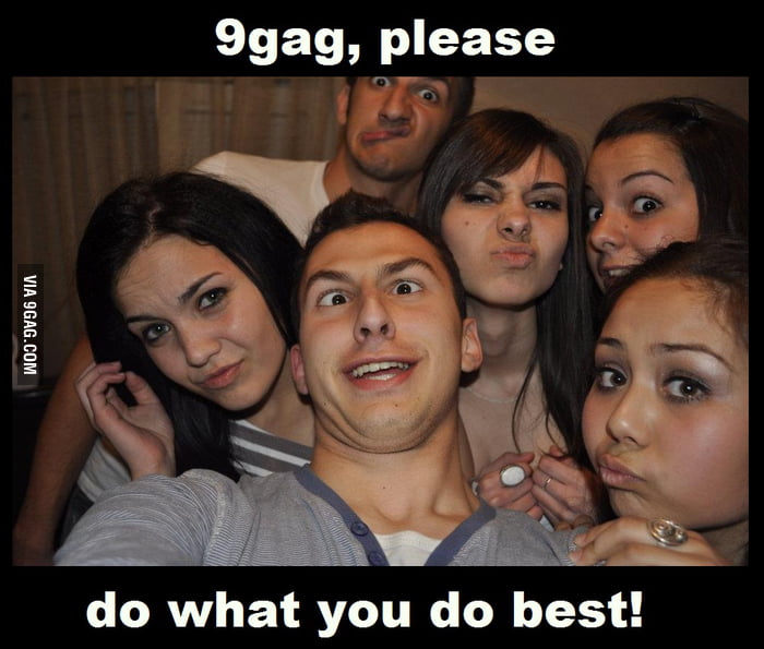 Not sure who is the photobomber ... - 9GAG