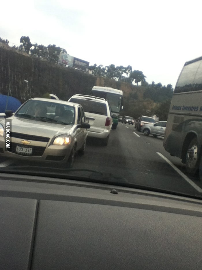 Meanwhile in Mexico - 9GAG