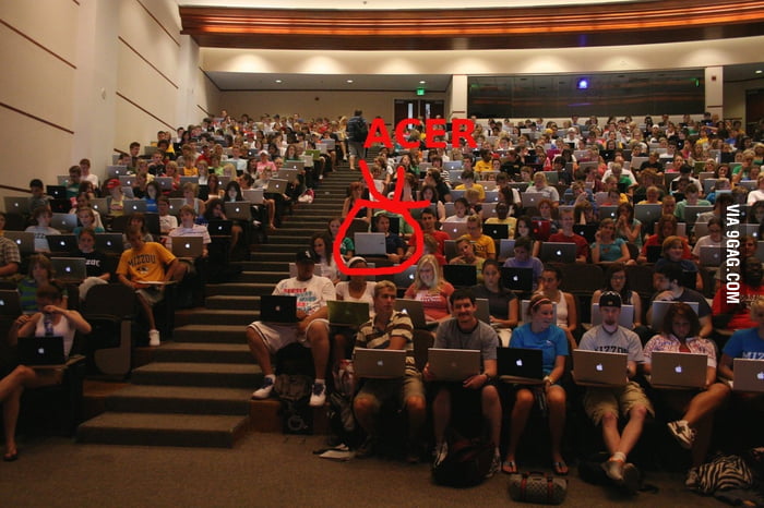 Mac, mac everywhere - 9GAG