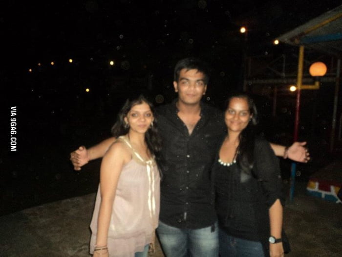 The ultimate hover hand - 9GAG