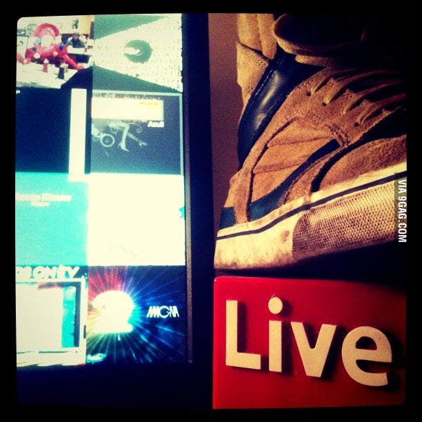 Live Foot is Live - 9GAG