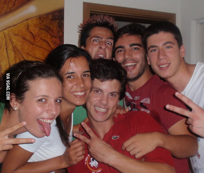 Ultimate Fotobomb - 9GAG