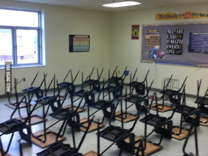 Table flipping... class of 2012's doing it right! - 9GAG