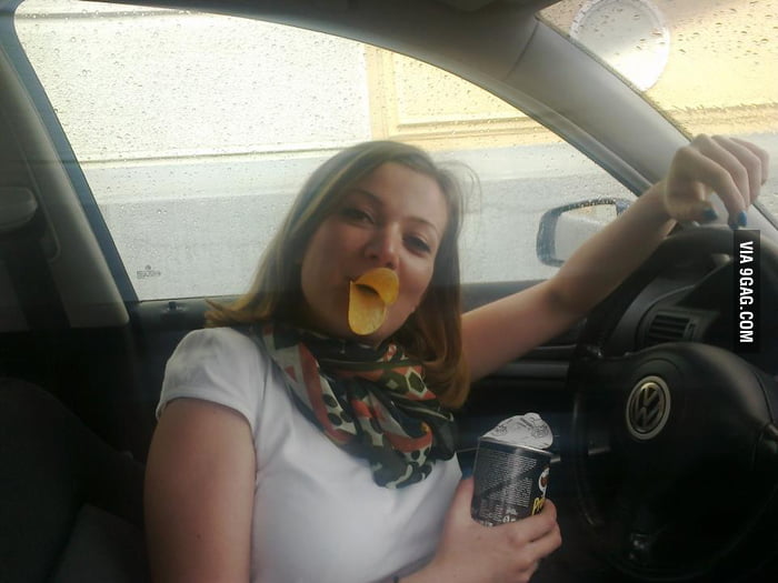 Duck face level : Pringles - 9GAG