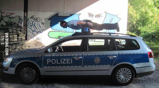 Police Facepalm - 9GAG