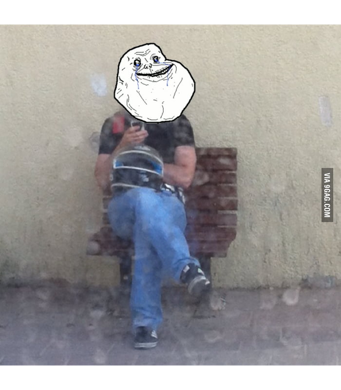 Forever alone : lvl bench! - 9GAG