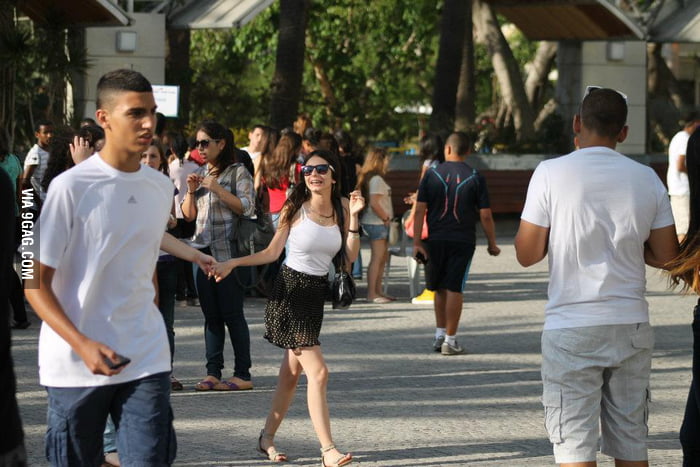 When you see it.. you will shit bricks! - 9GAG