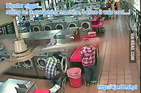 Rolling on the washing machine - 9GAG