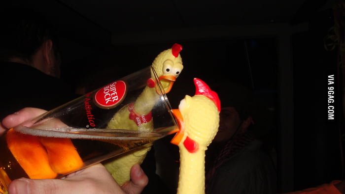 Dramatic Chicken Strikes Again - 9GAG