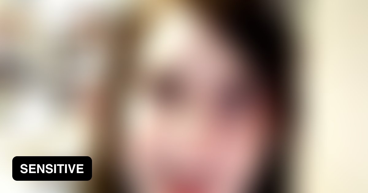 First world girl that like metal problems. - 9GAG