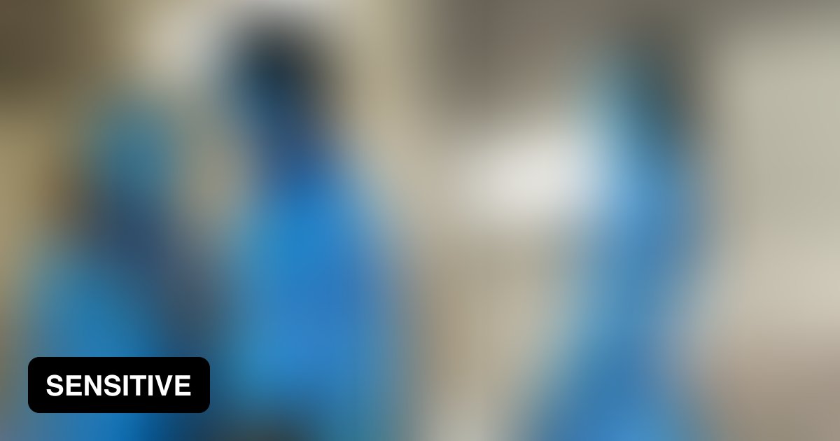 My classmate and her bf went as Neytiri and Jake Sully... - 9GAG