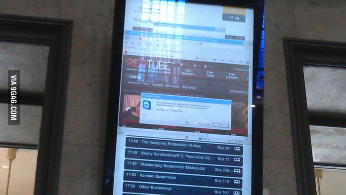 Infoscreen on danish train station - 9GAG