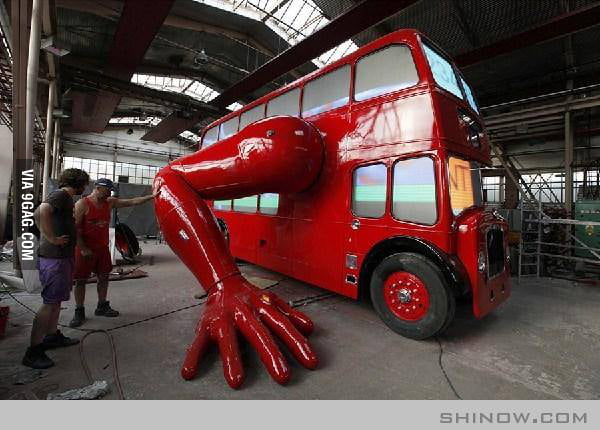 Push-ups double-layer bus - 9GAG