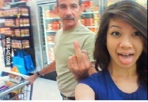 Photobomb lvl: Lick My Finger - 9GAG