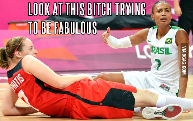 Look at this b*tch... - 9GAG