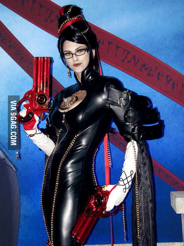 Real Life Bayonetta - 9GAG