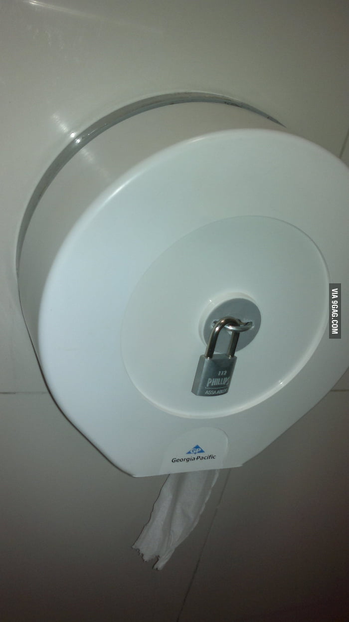 Toilet paper security: Level Mexican! - 9GAG