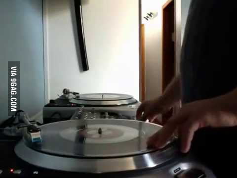 Belly Scratching - 9GAG