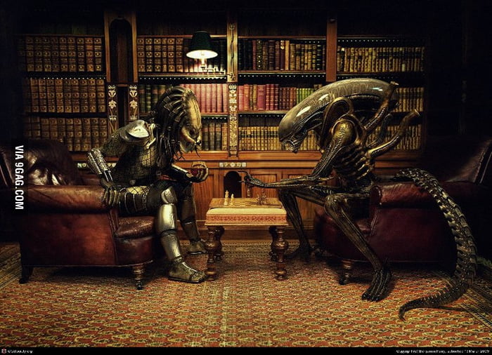 Alien vs Predator - 9GAG